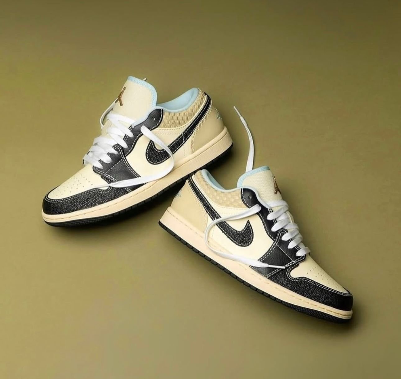 First copy NIKE AIR JORDAN 1 LOW COCONUT MILK BLACK MUSLIN sneakers